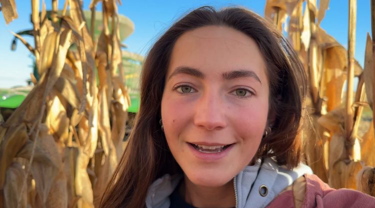 Laura Farms -- The Worst Harvest Conditions Yet | SNOW? Things are ...